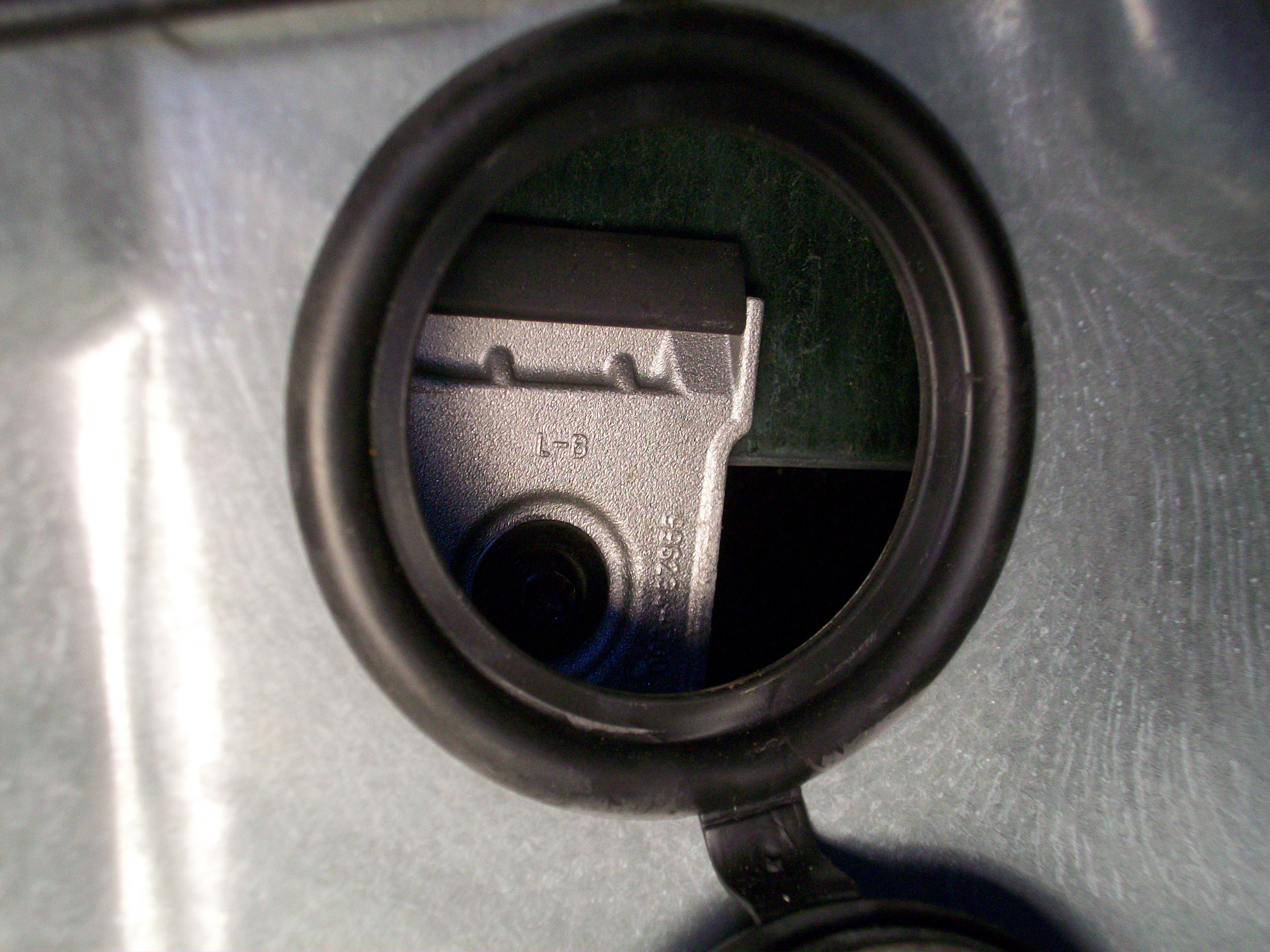 DIY - Replacing the front door window regulator clips and/or door lock ...